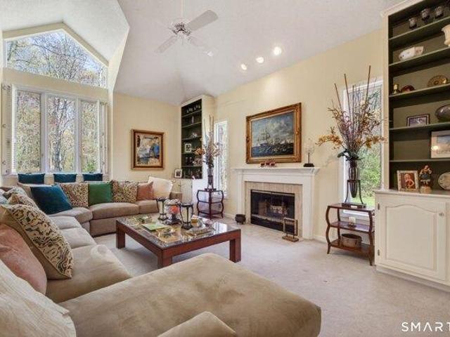 house with 3 bedroom, Stonington CT ES104851853