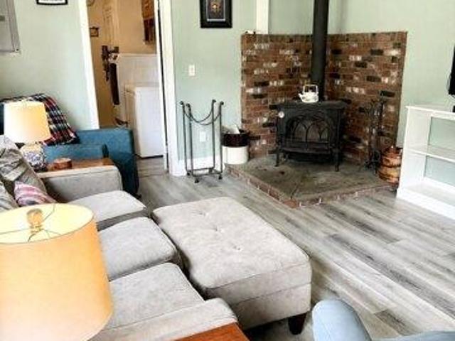 house with 3 bedroom, Stonington CT ES105113088