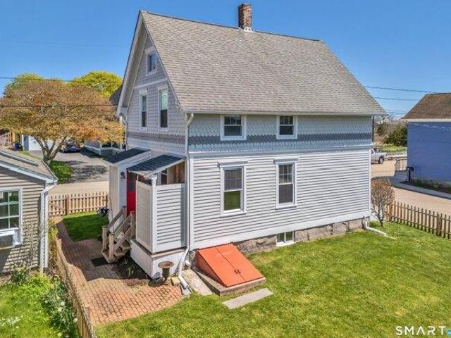 house with 3 bedroom, Stonington CT ES105127574