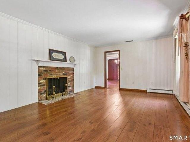 house with 3 bedroom, Stonington CT ES105127662