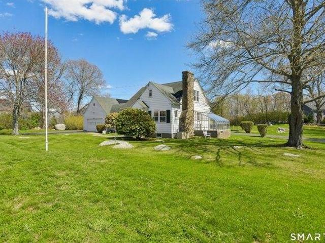 house with 3 bedroom, Stonington CT ES103966290