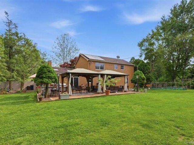 house with 3 bedroom, Stony Brook NY ES104921973