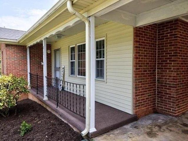 house with 3 bedroom, Staunton VA DLS88247566