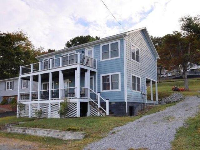house with 3 bedroom, Staunton VA ES104907605