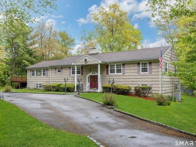 house with 3 bedroom, Stamford CT DLS102562523