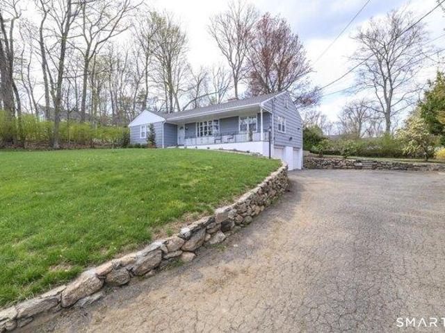 house with 3 bedroom, Stamford CT DLS102063382