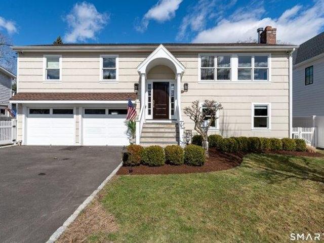 house with 3 bedroom, Stamford CT DLS102217601
