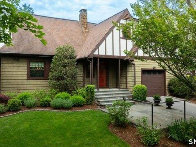 house with 3 bedroom, Stamford CT DS102443027