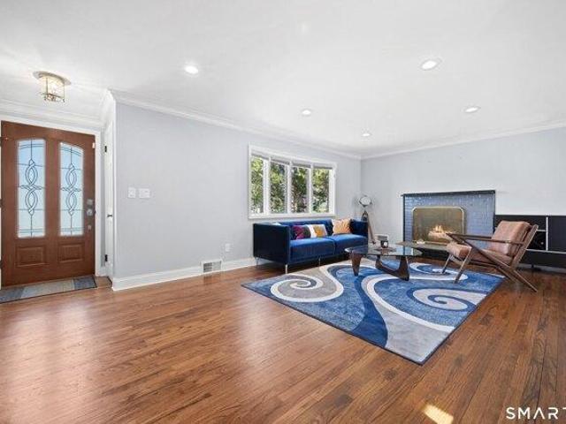 house with 3 bedroom, Stamford CT DS102560456