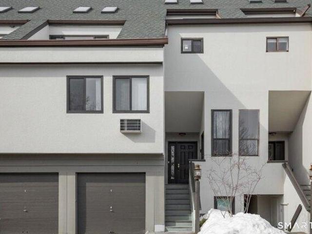 house with 3 bedroom, Stamford CT DS102583659