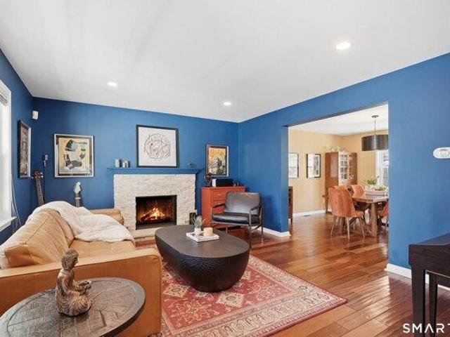 house with 3 bedroom, Stamford CT DS102777785