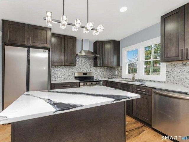 house with 3 bedroom, Stamford CT DS102725221