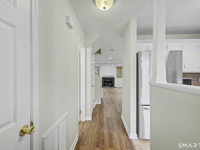 house with 3 bedroom, Stamford CT DS102725831