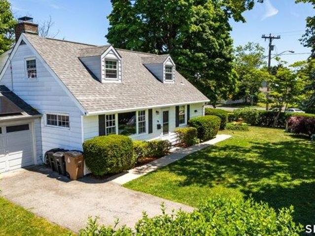 house with 3 bedroom, Stamford CT DS104152598