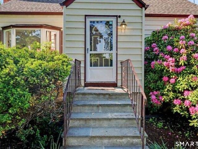 house with 3 bedroom, Stamford CT DS104233093