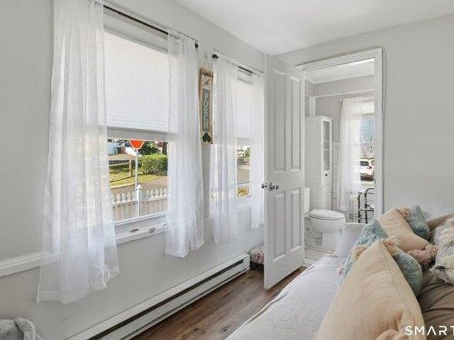 house with 3 bedroom, Stamford CT DS104237614