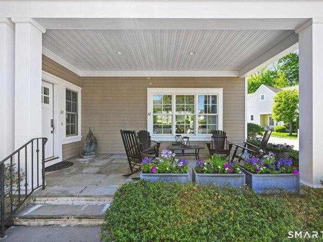 house with 3 bedroom, Stamford CT ES103161366