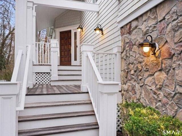 house with 3 bedroom, Stamford CT ES103162827