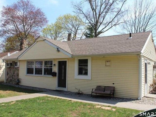 house with 3 bedroom, Stamford CT ES103189542