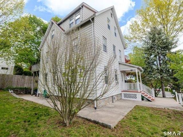 house with 3 bedroom, Stamford CT ES104152205