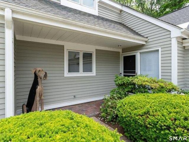 house with 3 bedroom, Stamford CT ES104238118