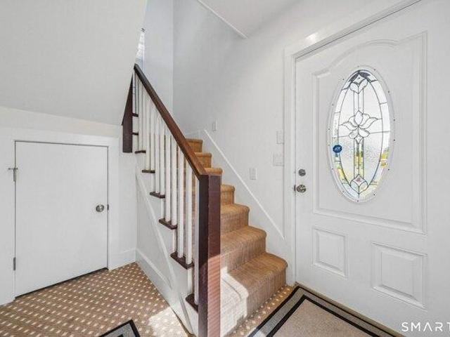 house with 3 bedroom, Stamford CT ES104477870