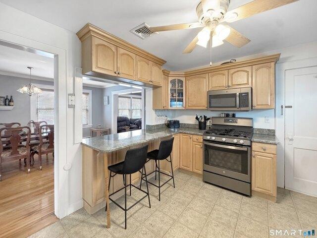 house with 3 bedroom, Stamford CT ES104849574