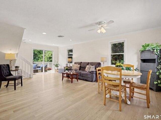 house with 3 bedroom, Stamford CT ES105140716