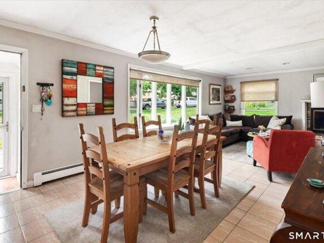 house with 3 bedroom, Stamford CT ES105143584
