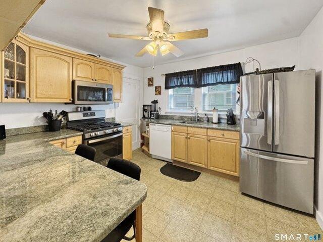 house with 3 bedroom, Stamford CT ES105127785