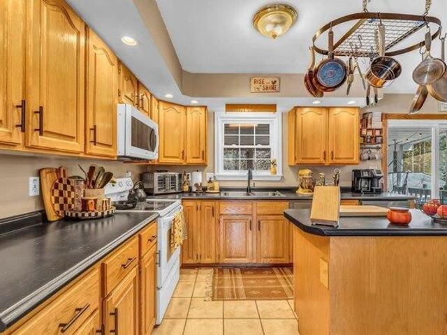 house with 3 bedroom, Standish ME DLS101633280