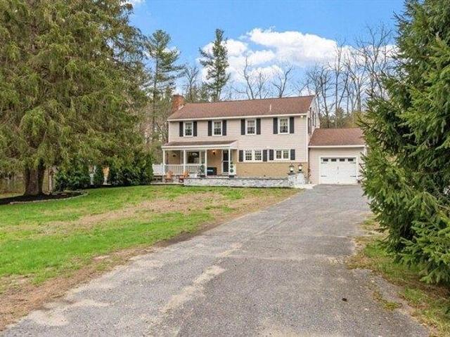 house with 3 bedroom, Sterling MA DS102593646
