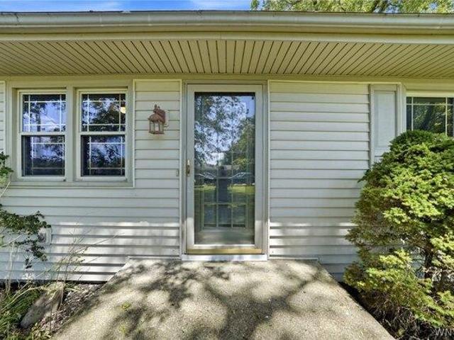 house with 3 bedroom, Strykersville NY ES103627537