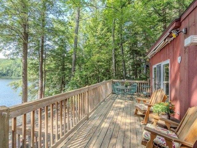 house with 3 bedroom, Strafford NH ES104757472
