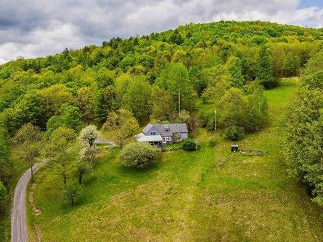 house with 3 bedroom, Strafford VT ES105116511