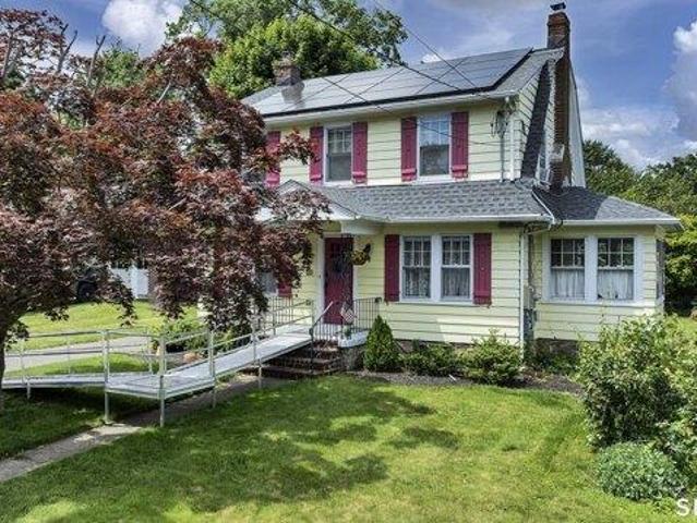 house with 3 bedroom, Stratford CT DLS103100653