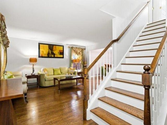 house with 3 bedroom, Stratford CT DS102562601