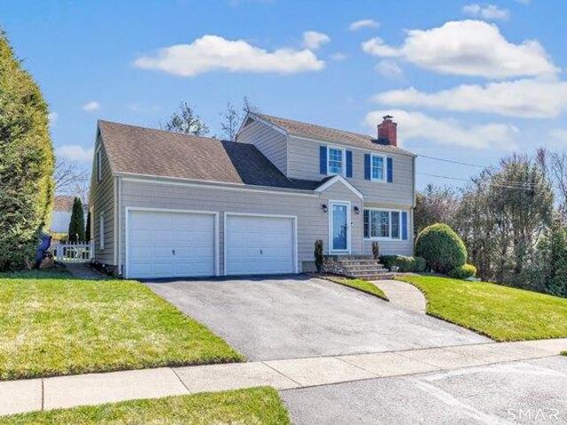 house with 3 bedroom, Stratford CT DS102154024