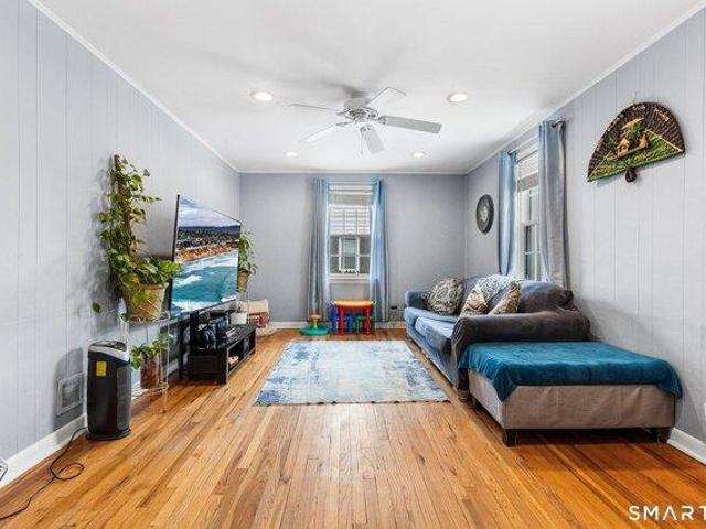 house with 3 bedroom, Stratford CT ES102825217