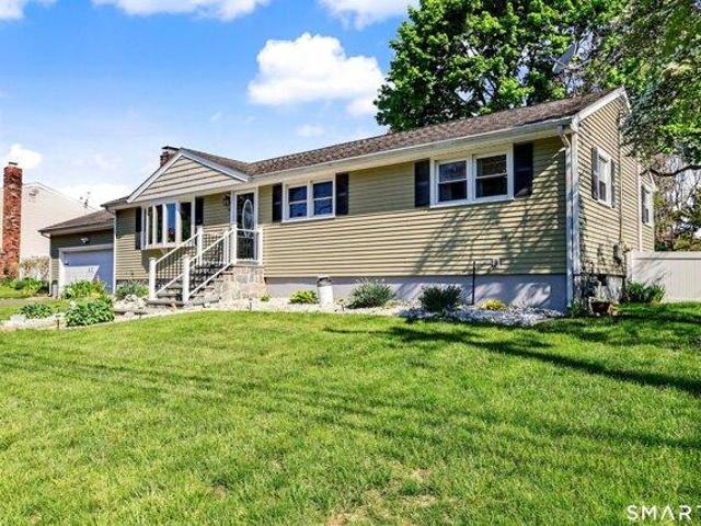 house with 3 bedroom, Stratford CT ES103439123