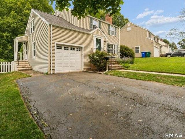 house with 3 bedroom, Stratford CT ES104808314