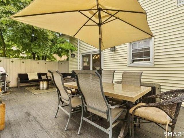 house with 3 bedroom, Stratford CT ES104849452