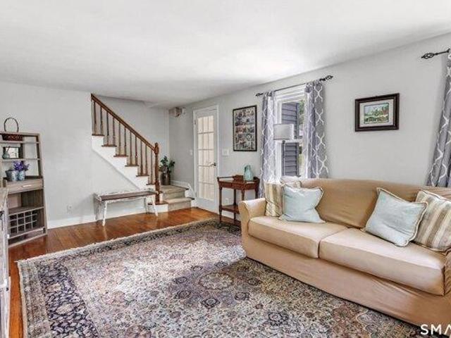 house with 3 bedroom, Stratford CT ES104148551