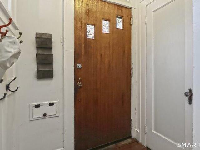 house with 3 bedroom, Stratford CT ES104151487