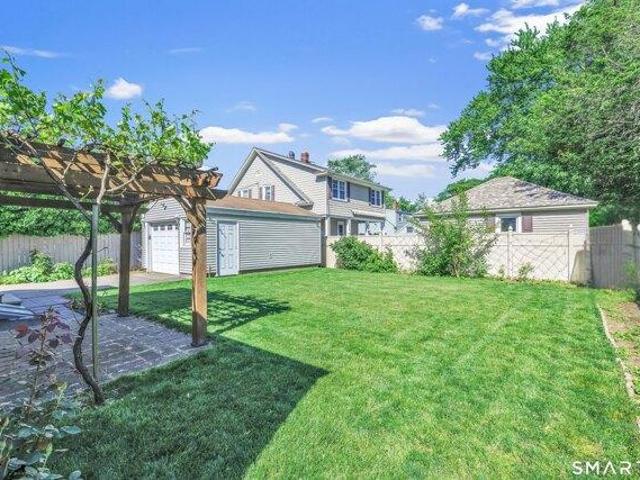 house with 3 bedroom, Stratford CT ES104152901