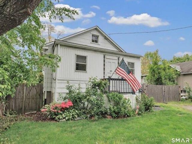 house with 3 bedroom, Stratford CT ES104265473
