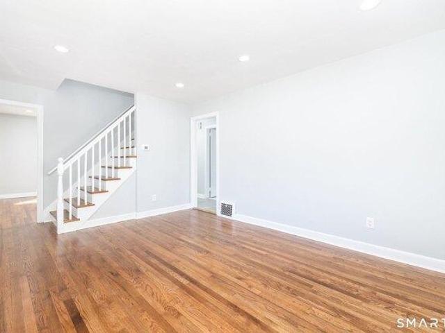 house with 3 bedroom, Stratford CT ES105141275