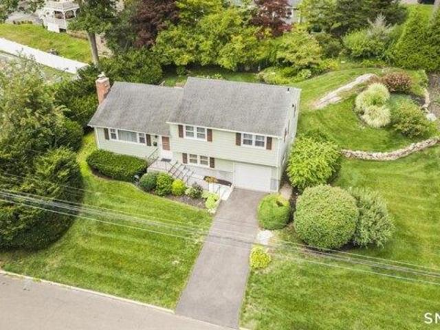 house with 3 bedroom, Stratford CT ES105232323