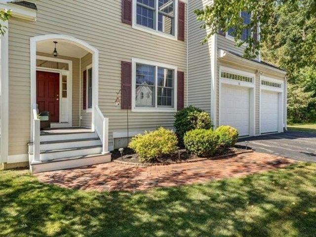 house with 3 bedroom, Stratham NH ES105124190