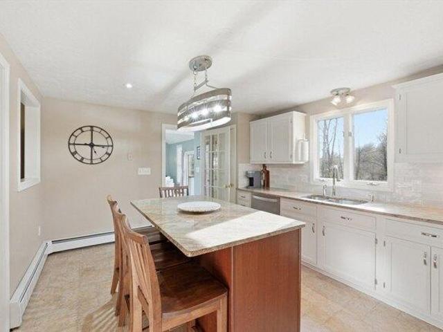 house with 3 bedroom, Sturbridge MA DLS102669053